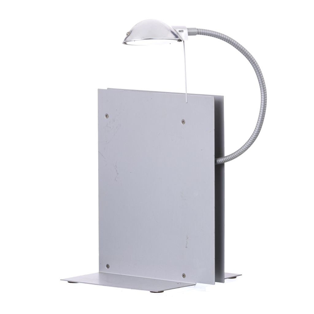 Leilão 93: 271. INGO MAURER (N.1932) - Candeeiro / suporte de livros ...